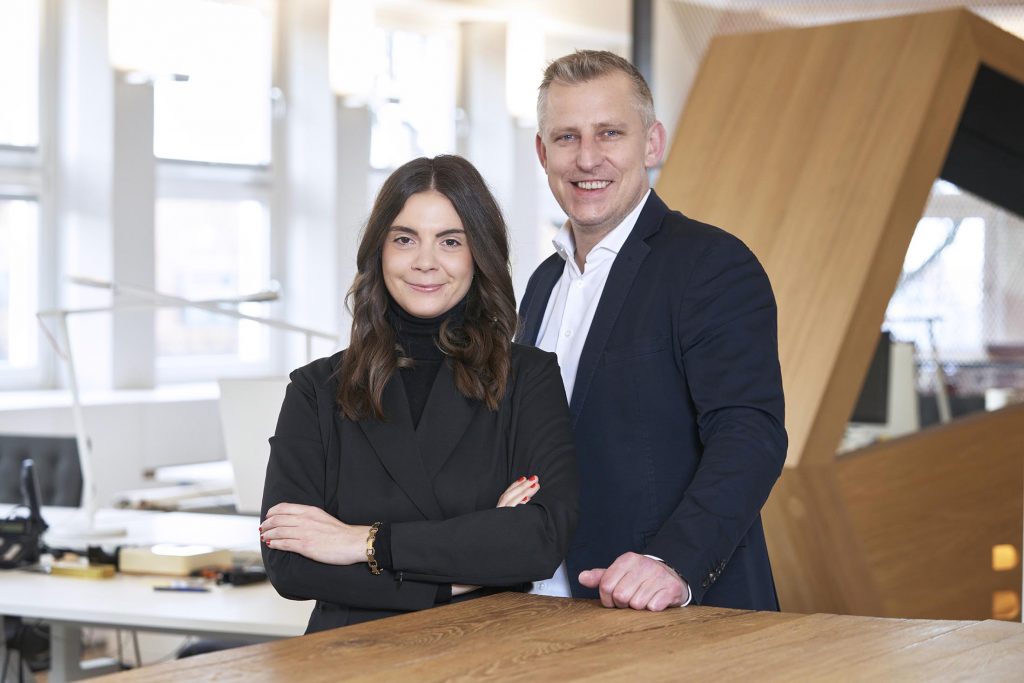 Blackeight stärkt mit zwei Köpfen operative Markenführung